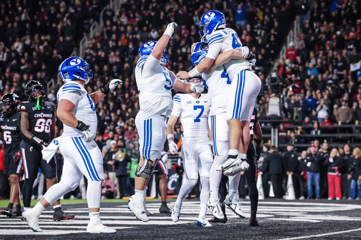 BYU football Grades: Offensive line and running back play receive high ...